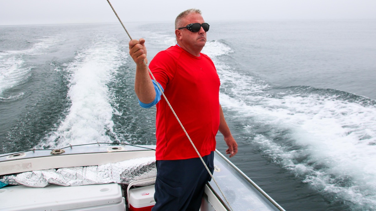 Fog of War – Harpoon Hunters (Season 1, Episode 8) - Apple TV (CA)