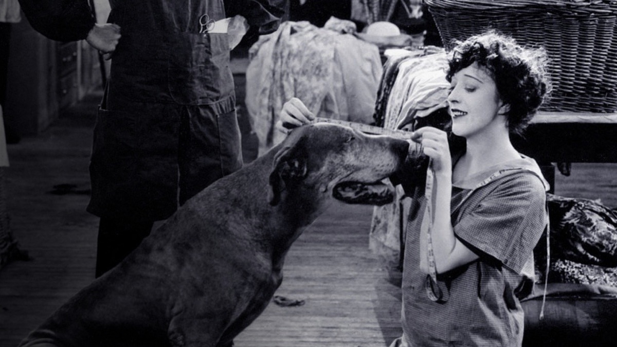 The Extra Girl - Apple TV