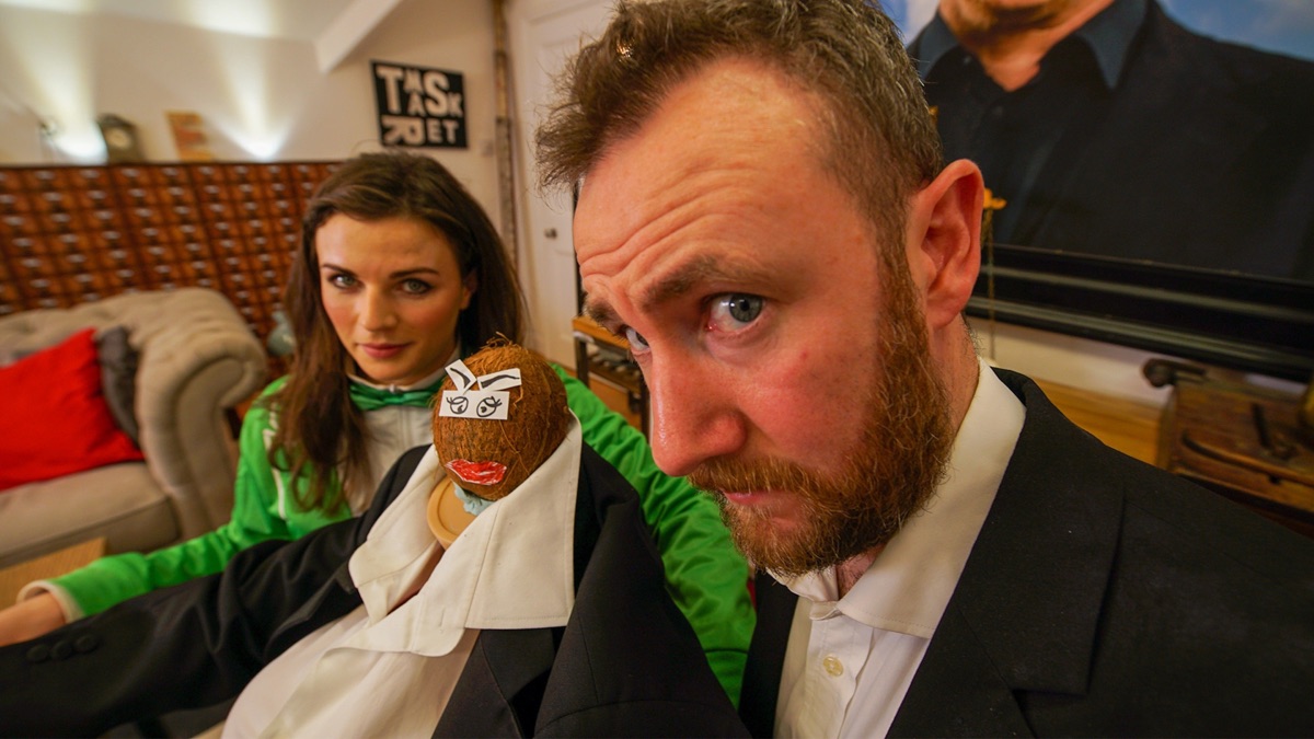 Phoenix – Taskmaster (Season 5, Episode 3) - Apple TV (AU)