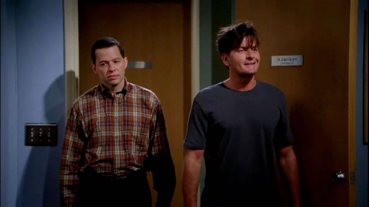 The Flavin' And The Mavin' – Two and a Half Men (Season 6, Episode 4 ...