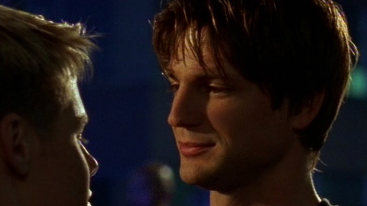 ‎Pilot - Queer as Folk (Season 1, Episode 1) - Apple TV