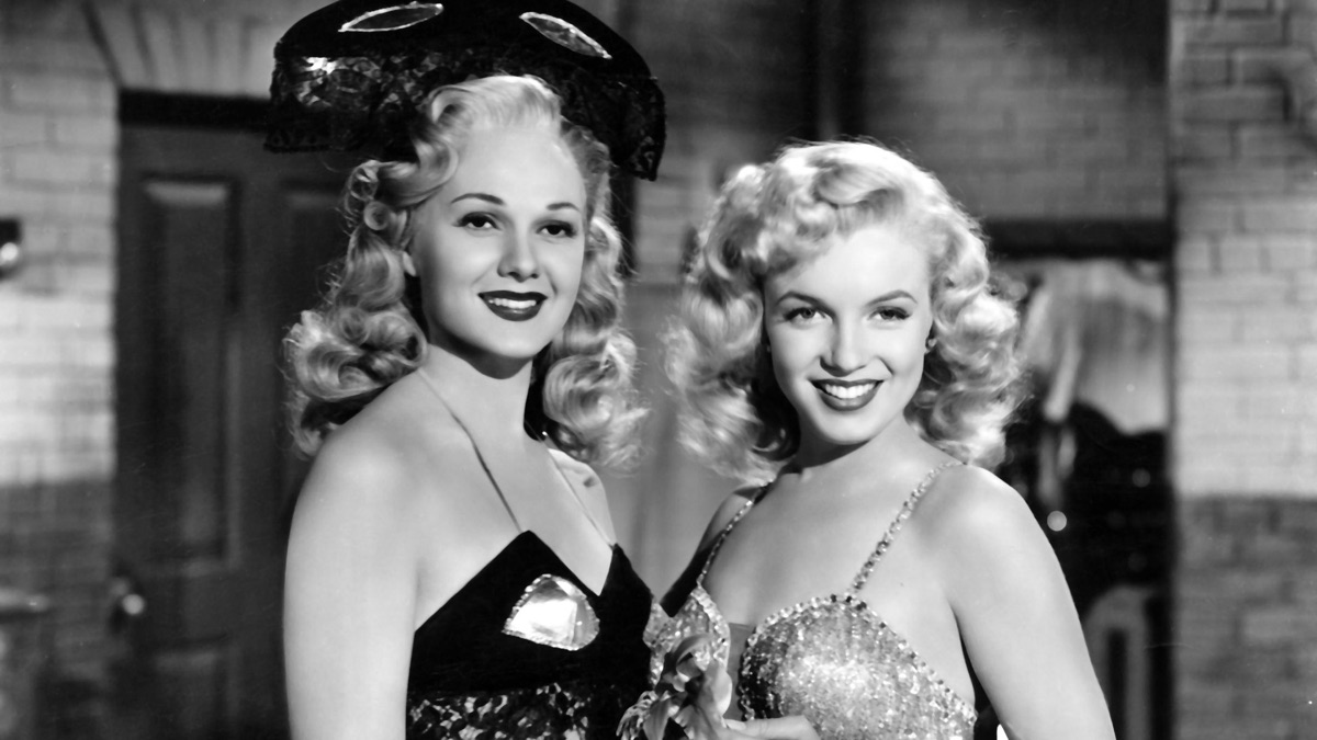 Ladies of the Chorus - Apple TV (GR)