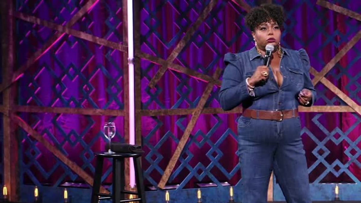 Cocoa Brown: Famous Enough - Apple TV (NA)