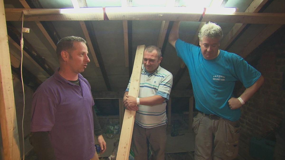 Enfield - DIY SOS (Series 23, Episode 3) - Apple TV (UK)