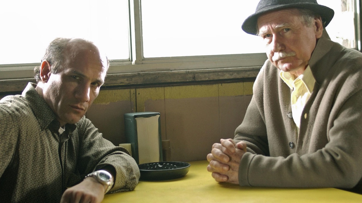 ‎Duck and Cover - The Wire (Series 2, Episode 8) - Apple TV (RU)