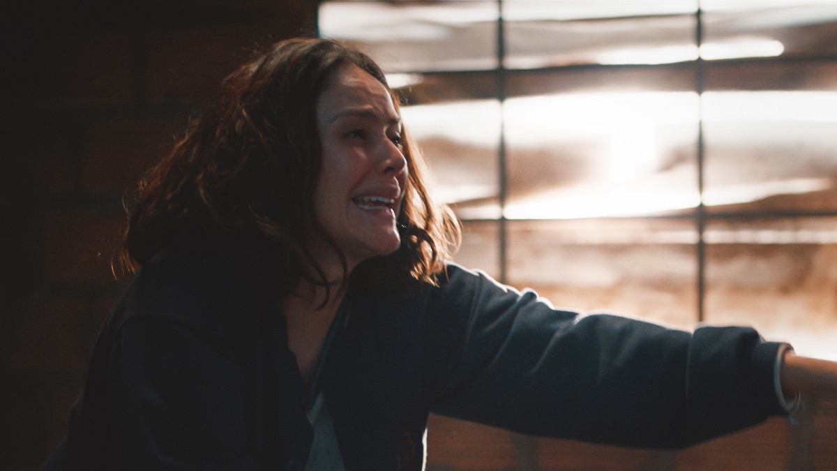Among Cries and Scrap - News of a Kidnapping (Series 1, Episode 5 ...