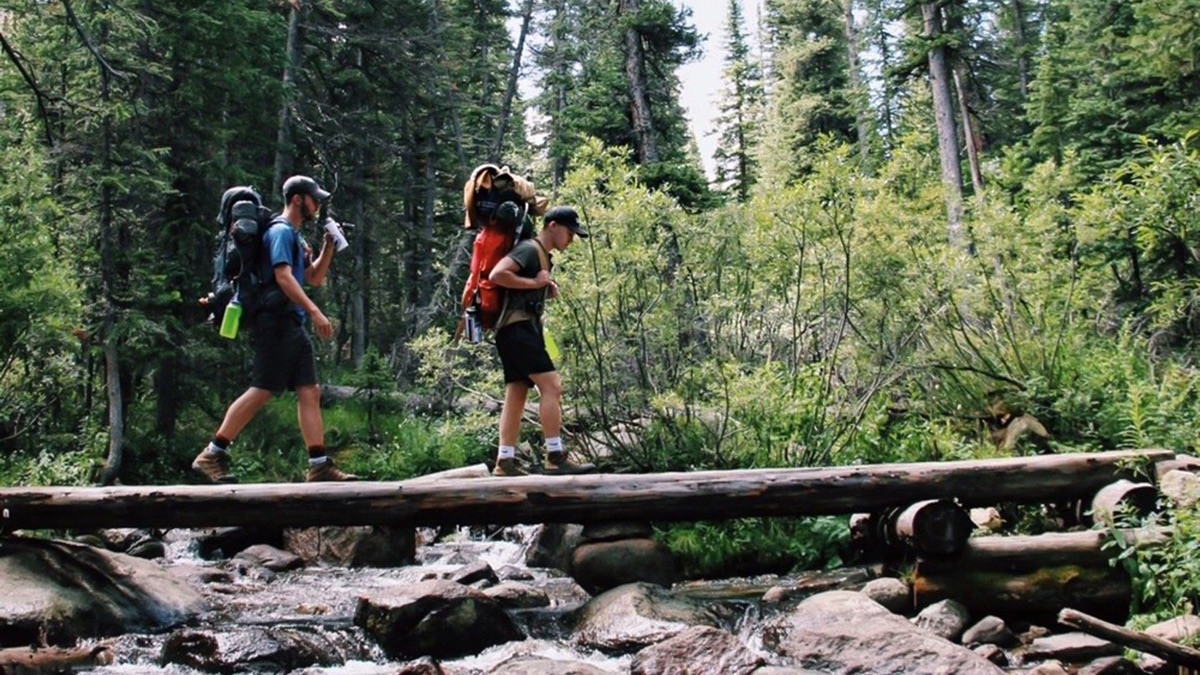 Mountains & Manhood - Apple TV (GW)