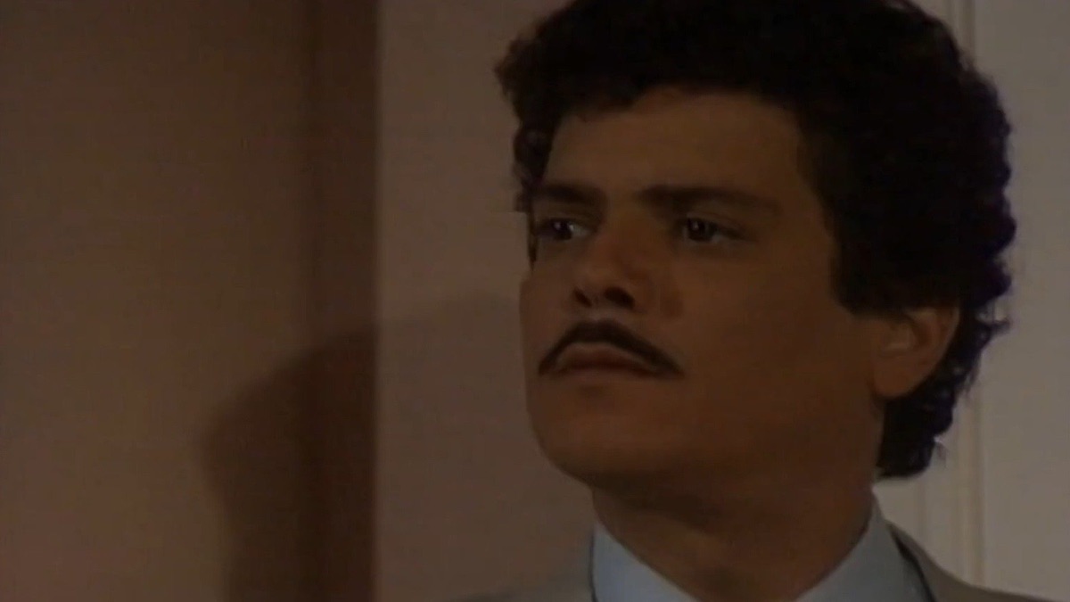 Regalos patrocinados - Simplemente María (temporada 1, episodio 147) - Apple TV (MX)