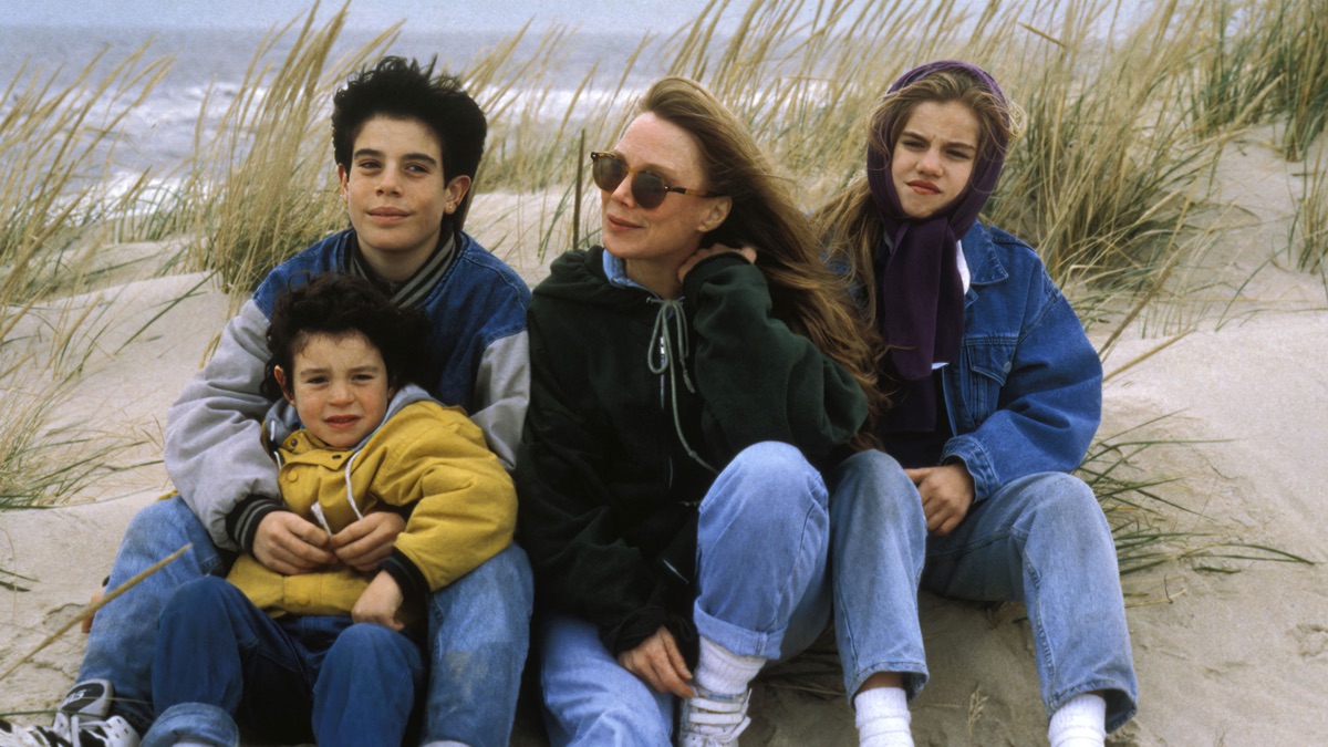 Trading Mom - Apple TV