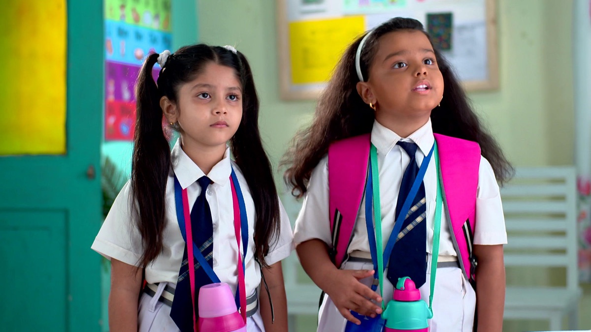 Shona, Rupa's Request to Surjyo - Anurager Chhowa (Season 1, Episode ...