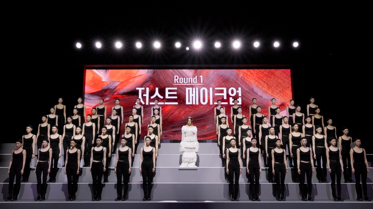 ‎Episode 1 - JUST MAKEUP (Series 1, Episode 1) - Apple TV (EE)