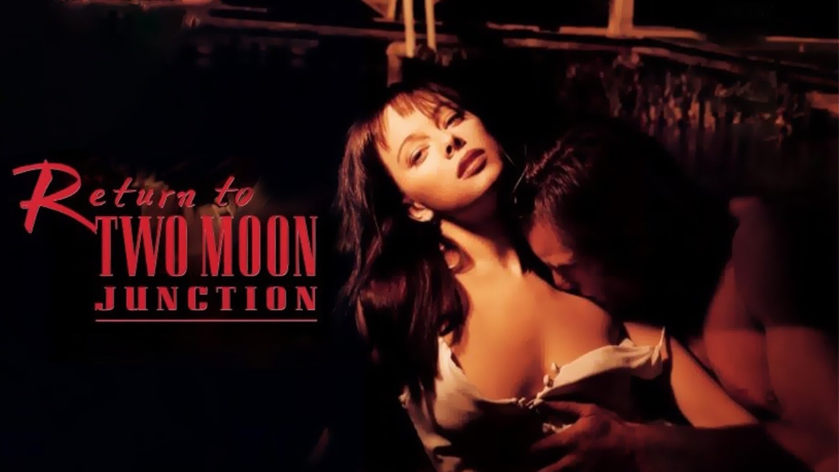 Return to Two Moon Junction - Apple TV