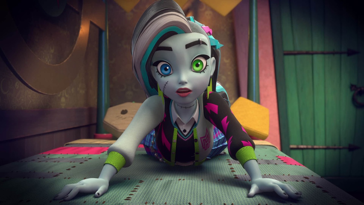 Crushed / Over-Brotective – Monster High (Season 1, Episode 10) - Apple ...