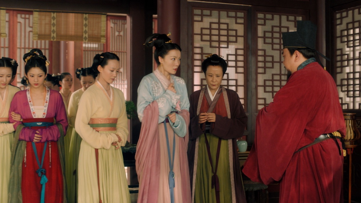 Episode 3 - Palace of Devotion (Season 1, Episode 3) - Apple TV