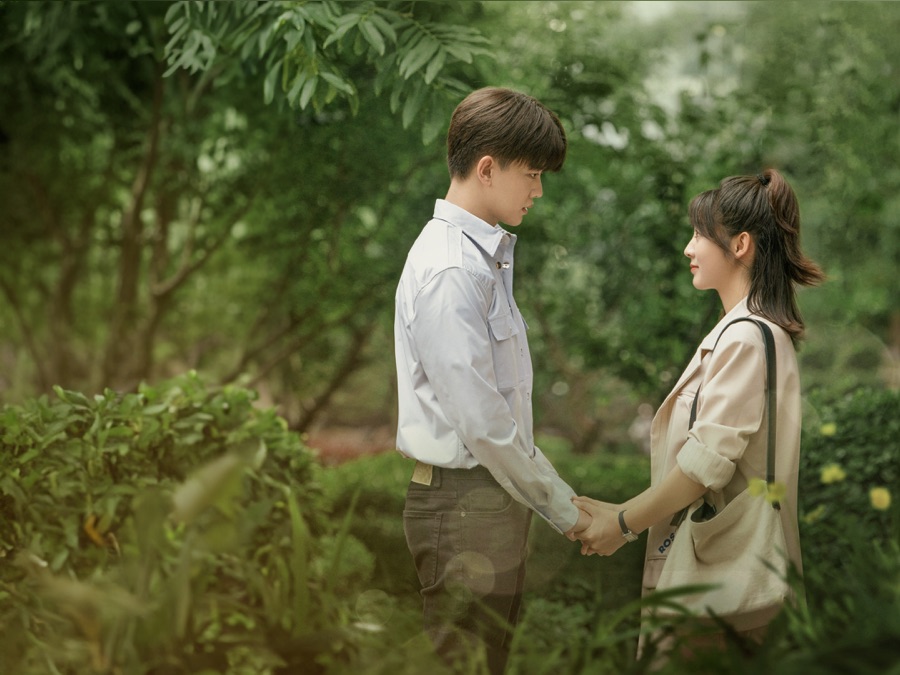 Miss Crow With Mr. Lizard - Apple TV (UK)