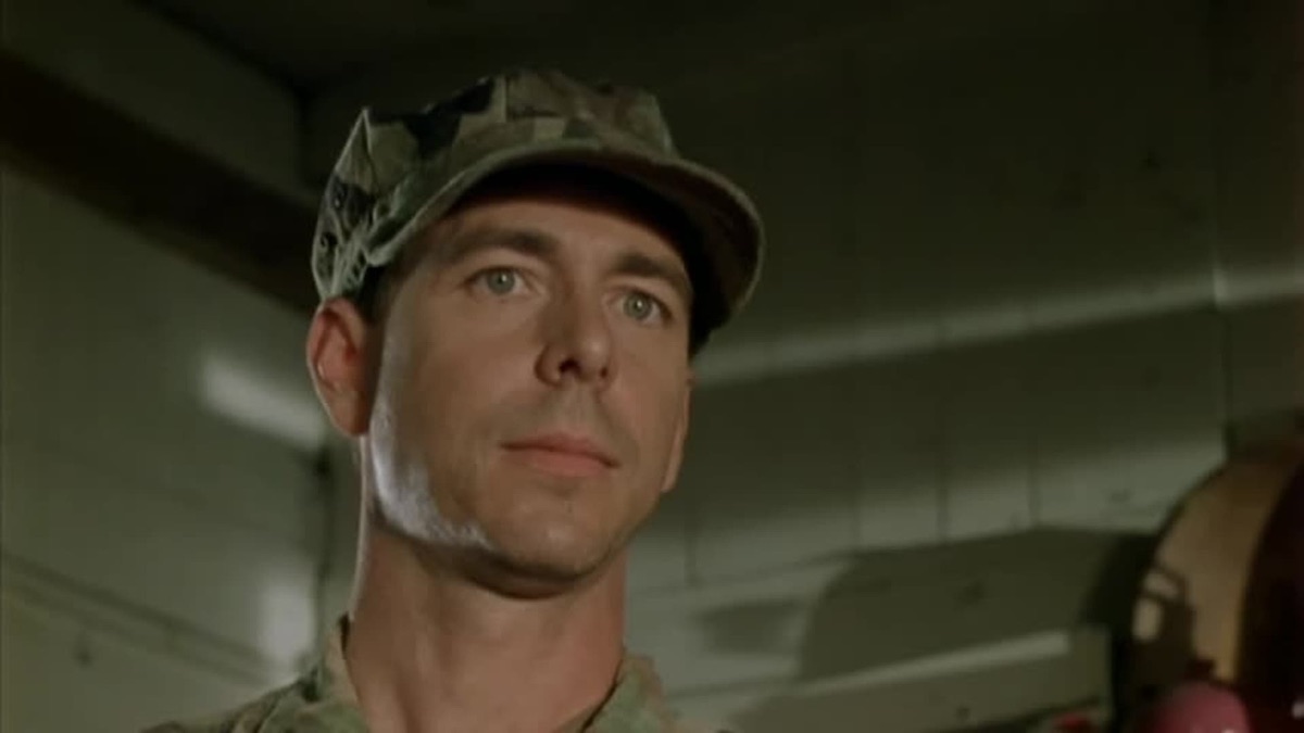 First Strike - The New Professionals (Series 1, Episode 5) - Apple TV (IE)