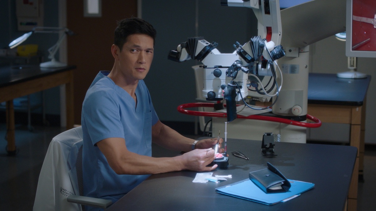 ‎Goodbye Horses - Grey's Anatomy (Series 22, Episode 4) - Apple TV (SG)