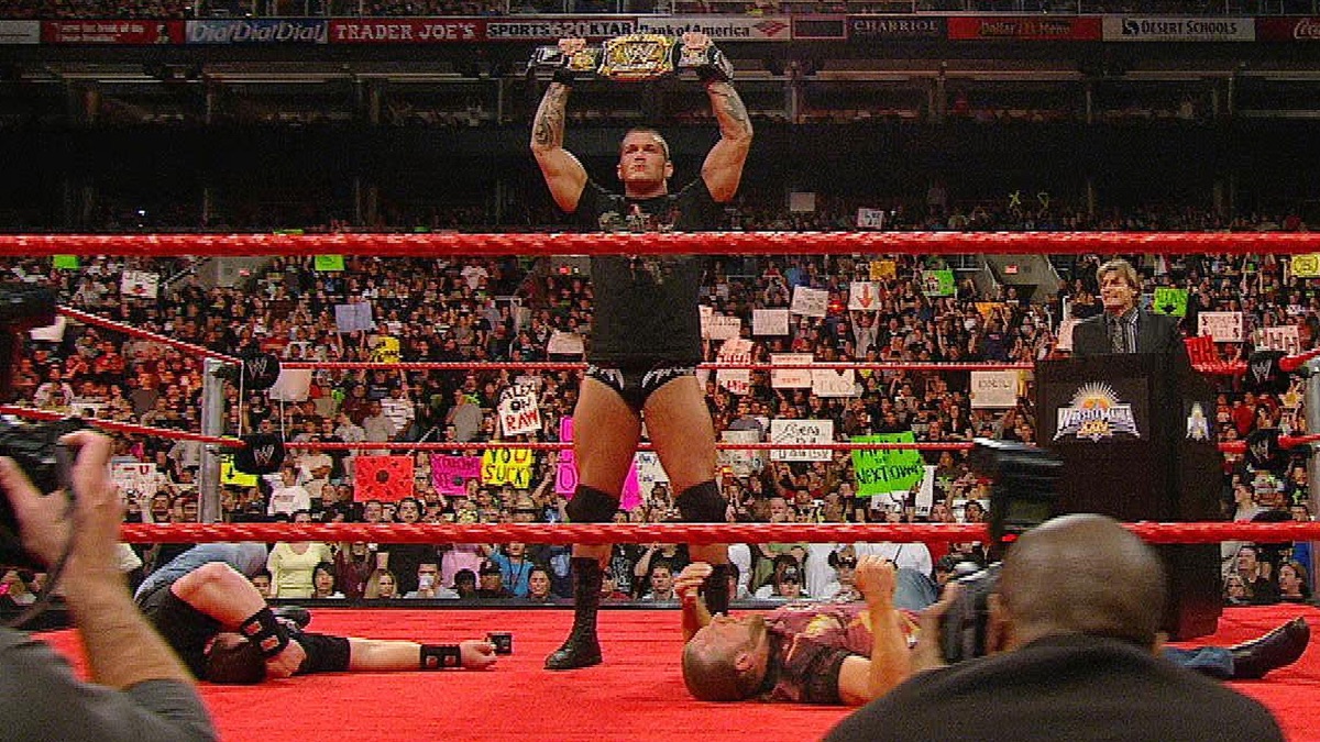WWE Monday Night RAW – WWE RAW (Season 2008, Episode 8) - Apple TV (AU)