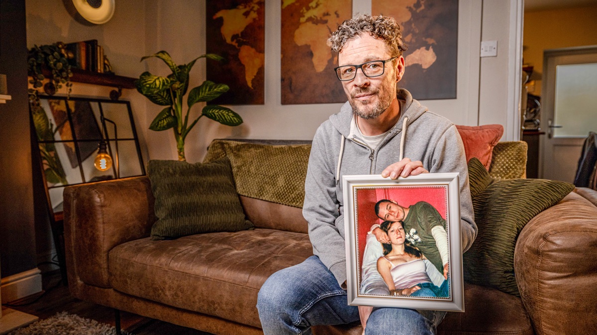 Joanne Dennehy - Serial Killer Wives (Series 1, Episode 3) - Apple TV (UK)