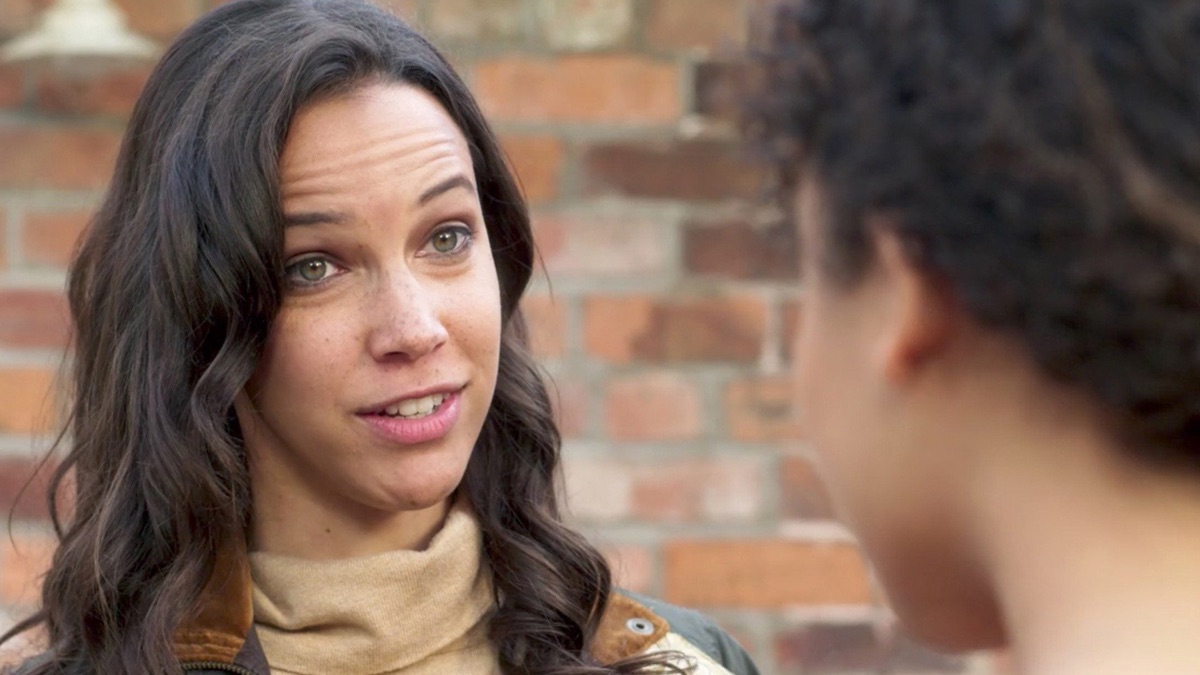 Horse Thief Hero - Free Rein (Season 1, Episode 6) - Apple TV