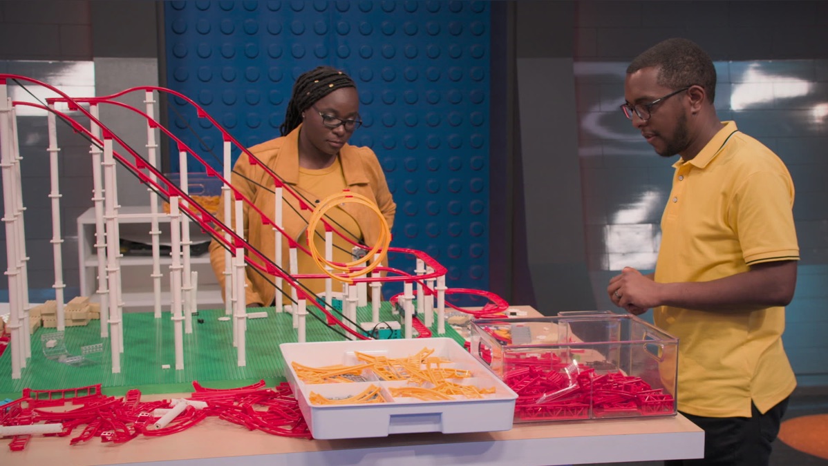 Roller Coaster Madness - LEGO Masters (Season 4, Episode 9) - Apple TV