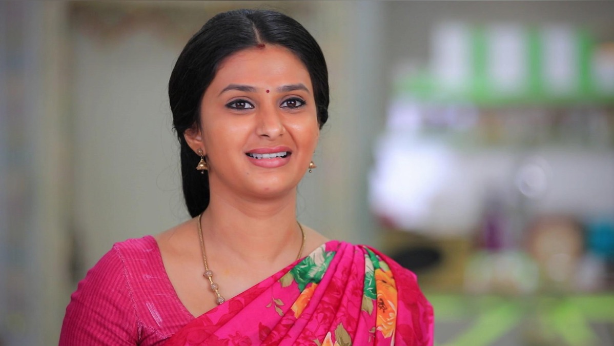 A New Offer for Ponni - Ponni (Season 1, Episode 326) - Apple TV