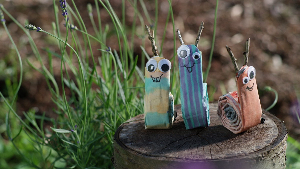 Snails - Daisy & The Gumboot Kids (Season 1, Episode 6) - Apple TV