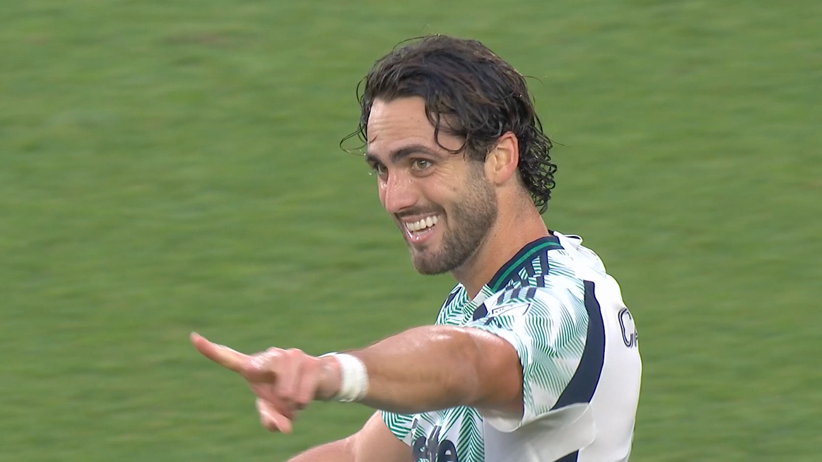 ‎Goal: L. Campana vs. RBNY, 5' - Watch MLS Highlights