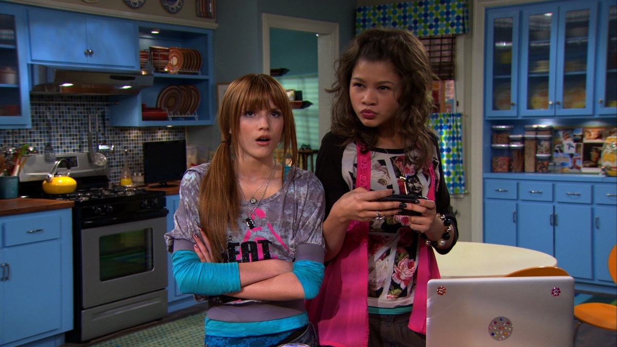 ‎Hot Mess It Up - Shake It Up (Series 1, Episode 14) - Apple TV (AI)