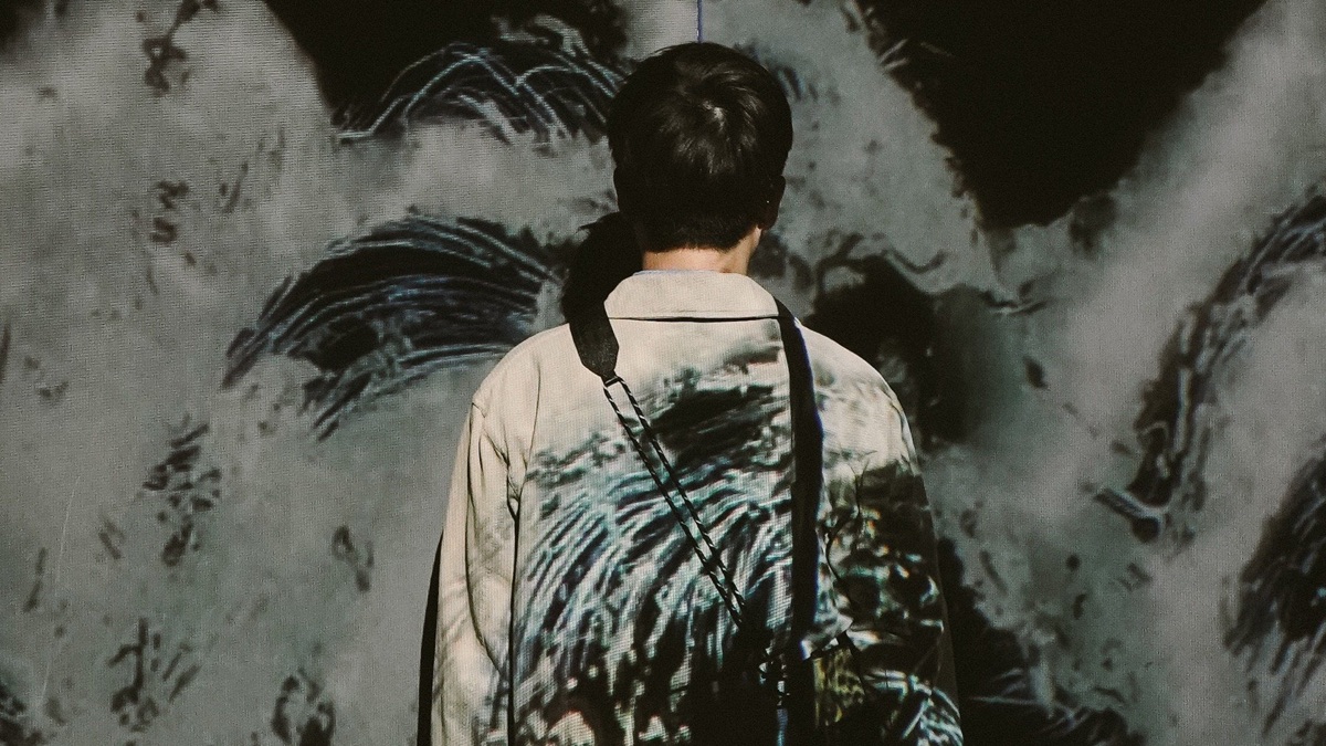 Qué hombre tan sin embargo - Apple TV (MX)