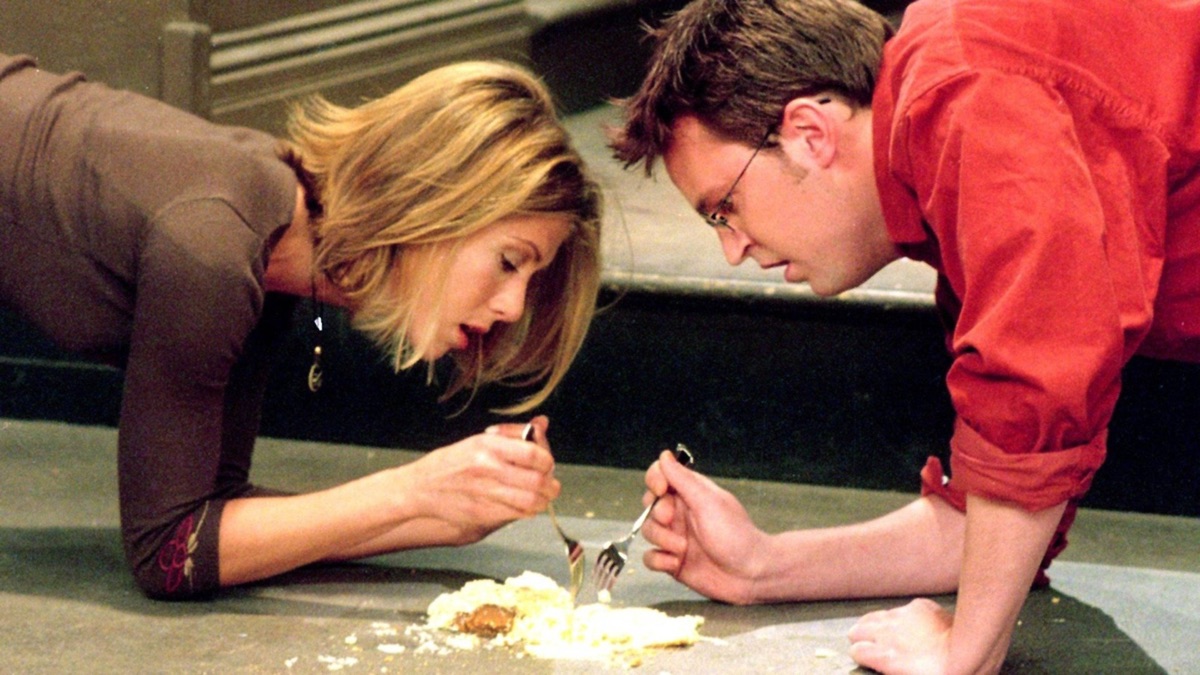 ‎The One With All The Cheesecakes - Friends (Series 7, Episode 11 ...