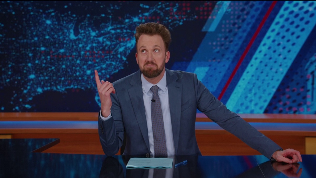 ‎July 16: Thomas Chatterton Williams - The Daily Show - Apple TV (AU)