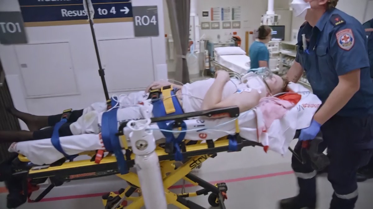 Episode 1 – Emergency (Season 4, Episode 1) - Apple TV (AU)