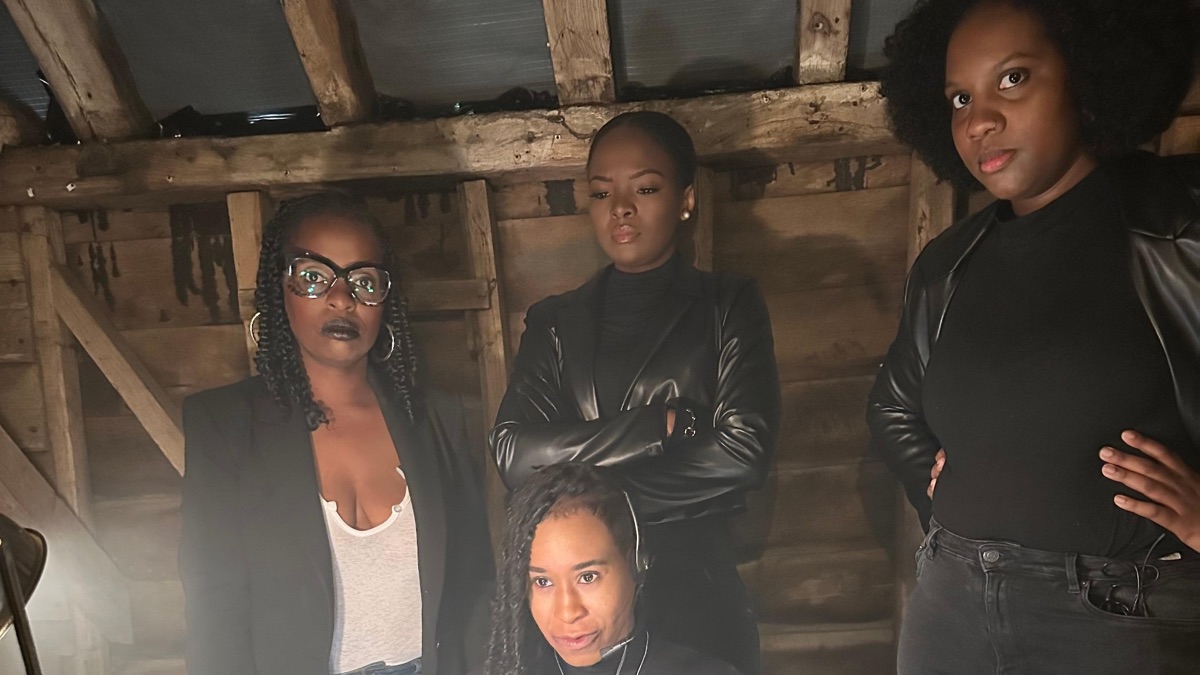 Mother Mafia - Apple TV