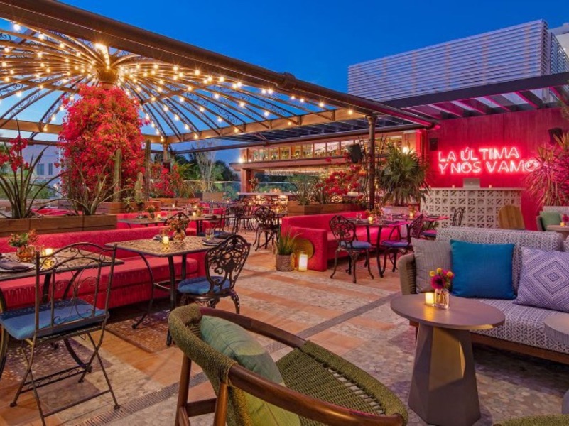 Miami's Top 10 Rooftop Bars - Apple Maps
