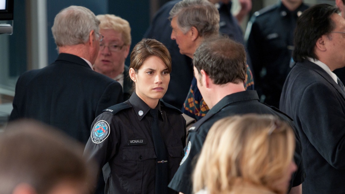 ‎In Plain View - Rookie Blue (Series 2, Episode 6) - Apple TV (IN)