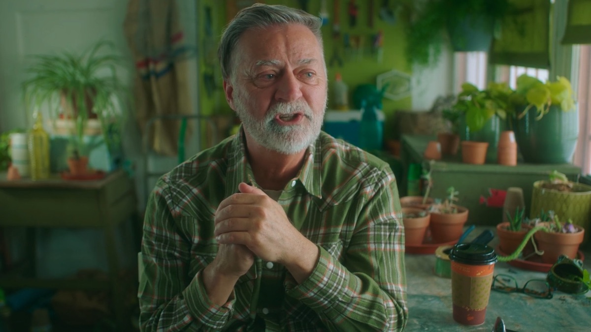 Episode 1 - Glitter and Greed: The Lisa Frank Story (Series 1, Episode ...