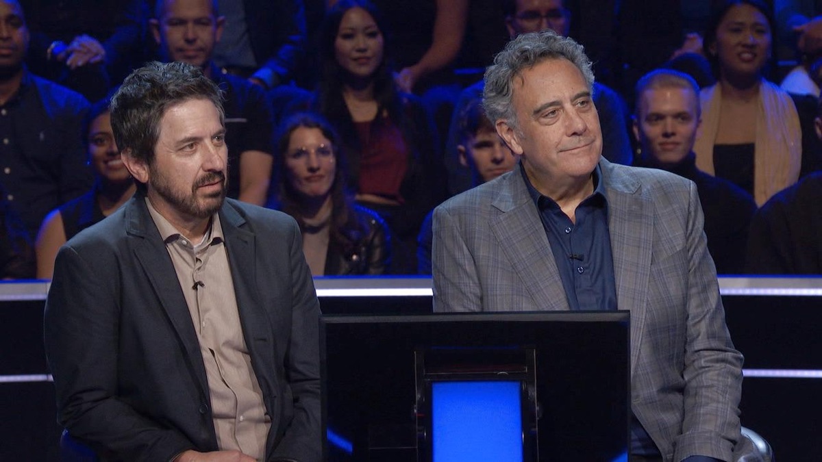In the Hot Seat: Ray Romano & Brad Garrett / Jason Ritter & Natasha ...