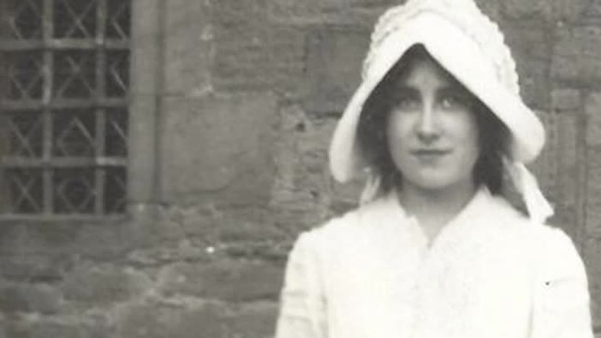 The Late Queen's Mother - Apple TV (NZ)
