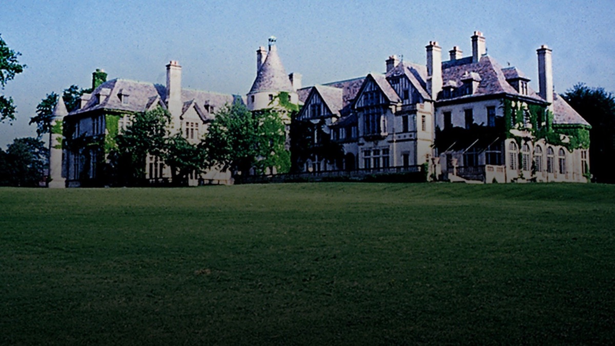 Dark Shadows - Apple TV