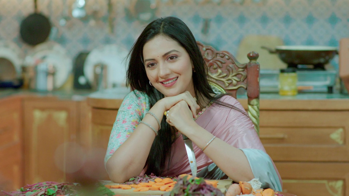Is Mukta in Love with Sagar? - Premachi Goshta (Season 1, Episode 215 ...