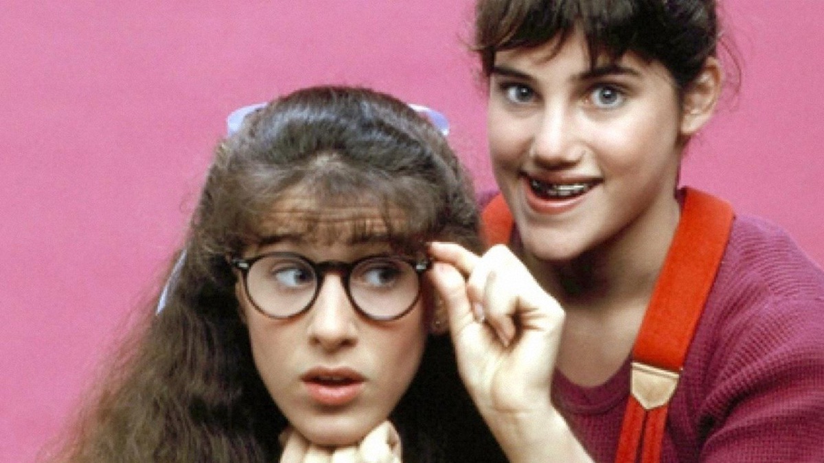 Square Pegs - Apple TV