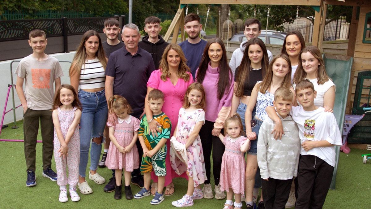 Episode 3 - 22 Kids & Counting (Series 4, Episode 3) - Apple TV (UK)