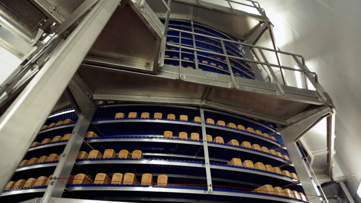 Bread - Inside the Factory (Season 1, Episode 1) - Apple TV