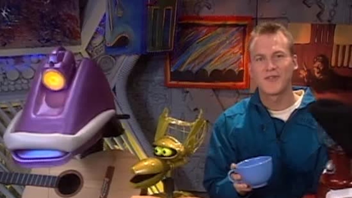 MST3K: The Creeping Terror - Apple TV