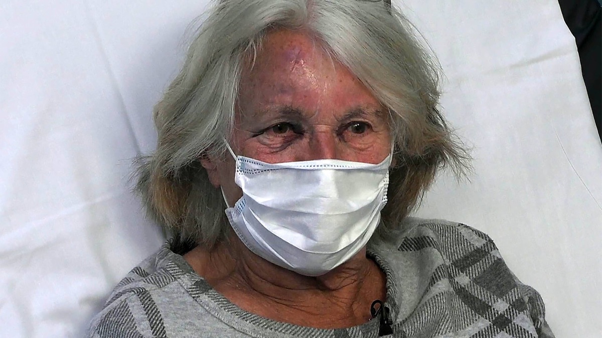 ‎A Love Without End – 24 Hours In A&E (Season 26, Episode 4) - Apple TV ...