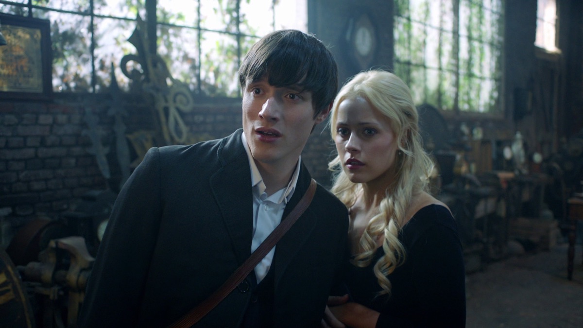 ‎Moments Later - Find Me in Paris (Series 2, Episode 1) - Apple TV (ES)