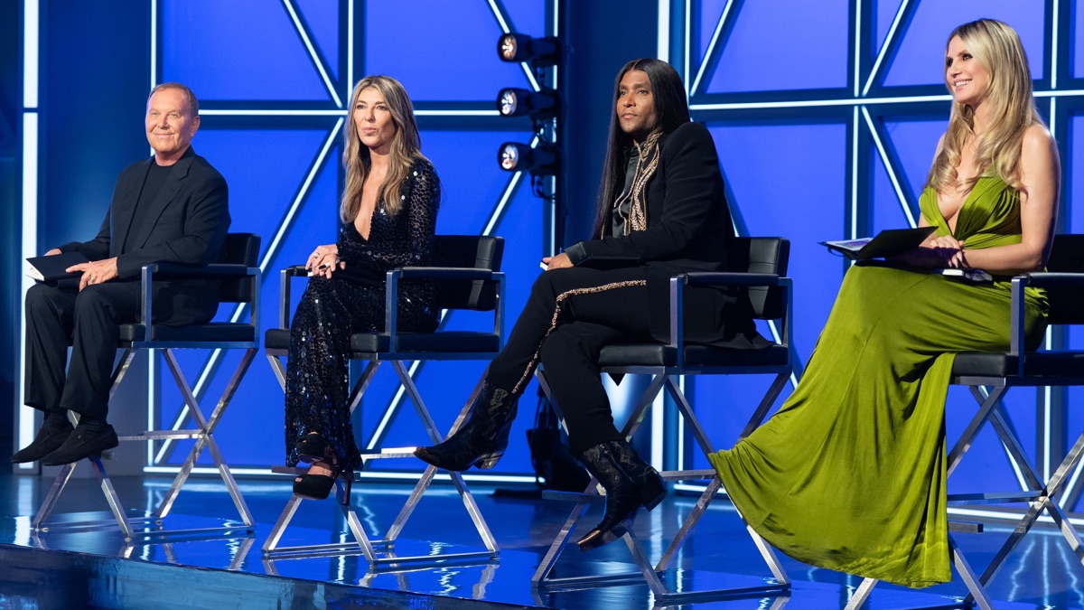 ‎See You on the Runway - Project Runway (Series 21, Episode 10) - Apple ...