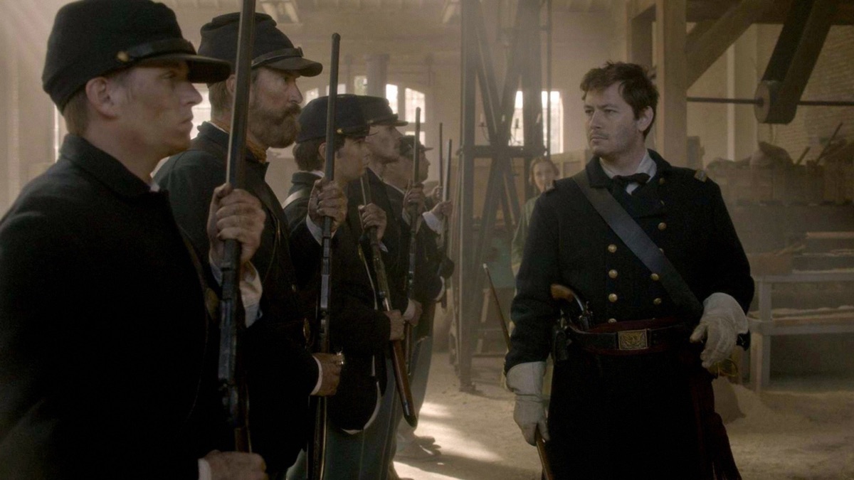 Colt vs. Wesson - American Genius (Season 1, Episode 1) - Apple TV