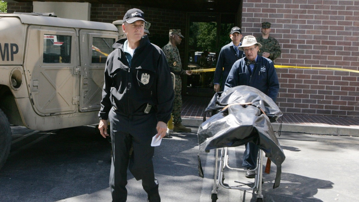 Collateral Damage - NCIS (Series 6, Episode 7) - Apple TV (IE)